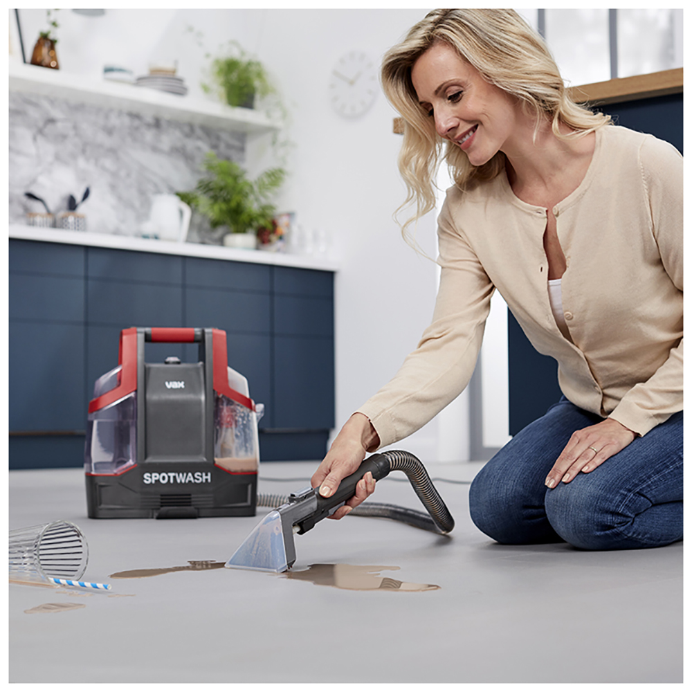 Vax CDCW-CSXS Carpet Cleaner: Essential Household Cleaning Tool