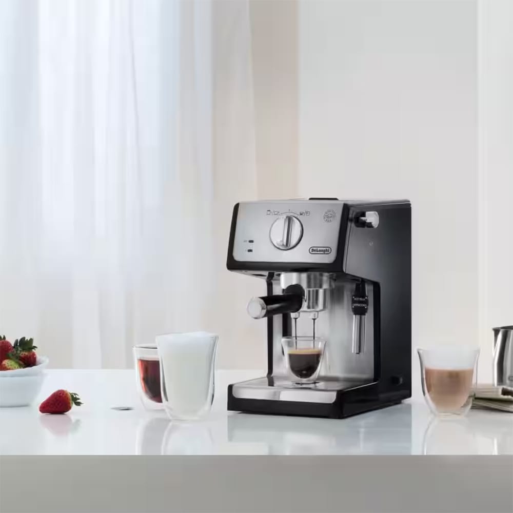 Experience Rich & Smooth Espresso with the Delonghi Compact Machine